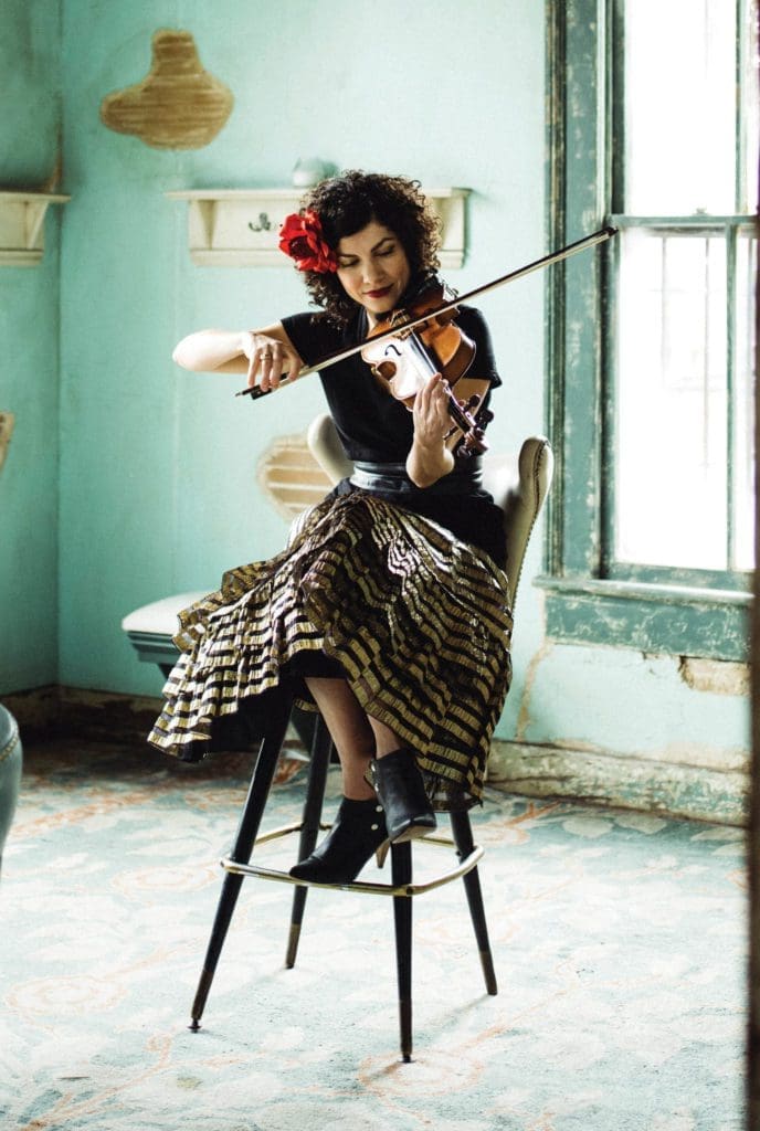 Carrie Rodriguez {Singer-Songwriters} - EASTside Magazine
